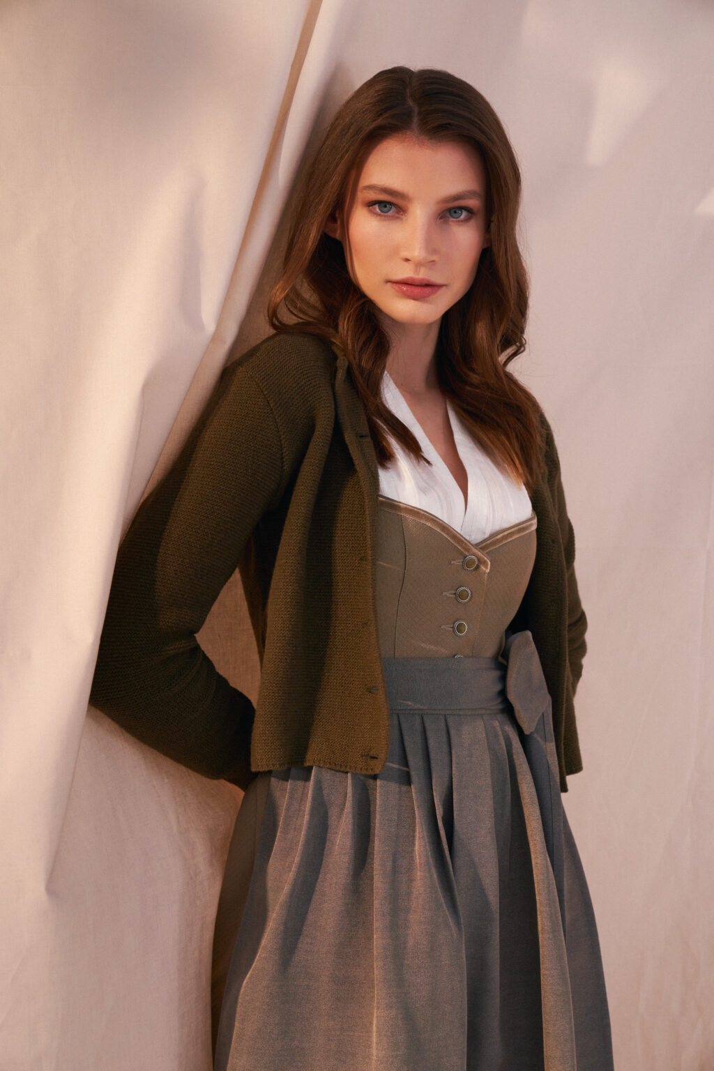 Ein Dirndl zu Weihnachten - ein Dirndl von CocoVero -Winter Dirndl